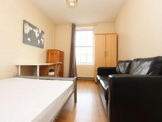 For Rent 4 Bedroom Shared Living/roommate London London DLS90560034