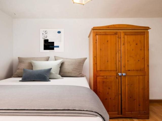 For Rent 4 Bedroom Shared Living/roommate London London DLS94061025