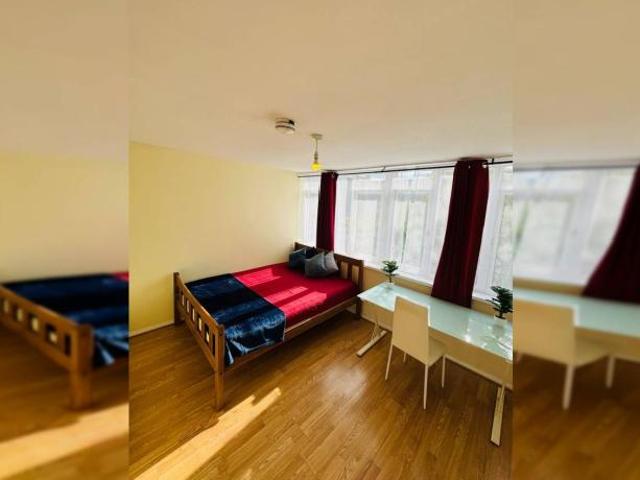 For Rent 4 Bedroom Shared Living/roommate London London DLS95662926