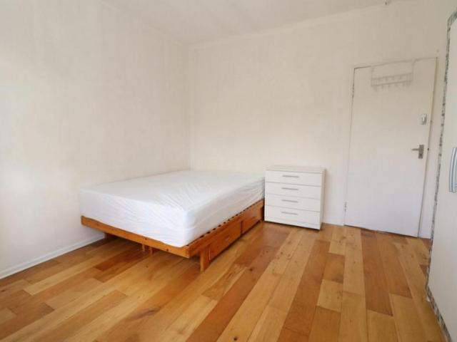 For Rent 4 Bedroom Shared Living/roommate London London DS90559298