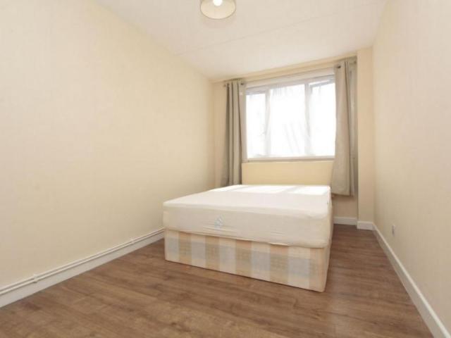 For Rent 4 Bedroom Shared Living/roommate London London DS90559590