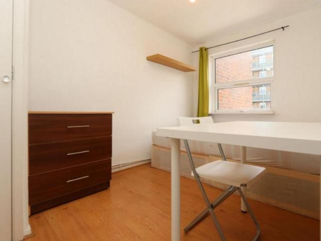 For Rent 4 Bedroom Shared Living/roommate London London DS90559595