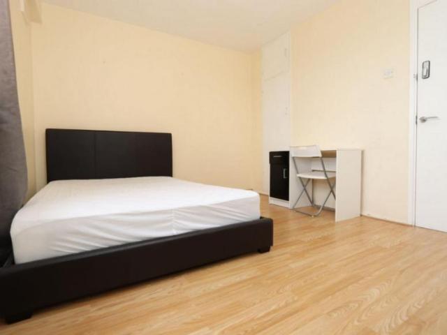 For Rent 4 Bedroom Shared Living/roommate London London DS90560082