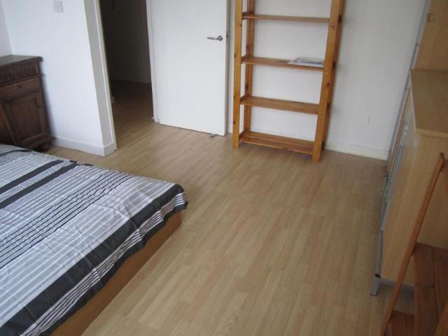 For Rent 4 Bedroom Shared Living/roommate London London DS90562944