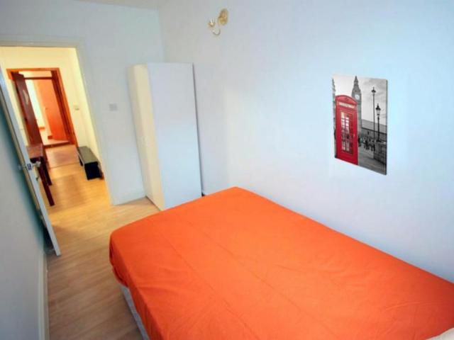 For Rent 4 Bedroom Shared Living/roommate London London DS90563071