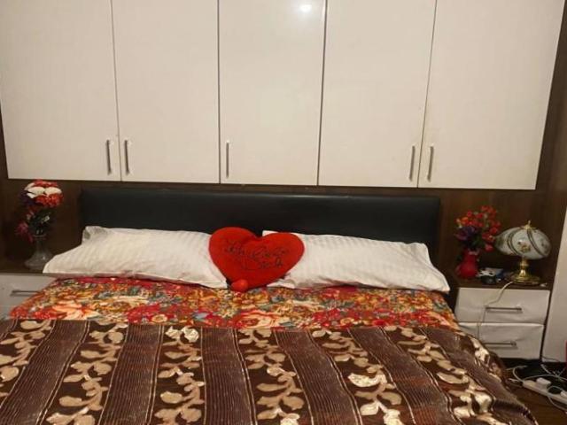 For Rent 4 Bedroom Shared Living/roommate London London DS93119037