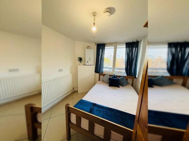 For Rent 4 Bedroom Shared Living/roommate London London DS95662932