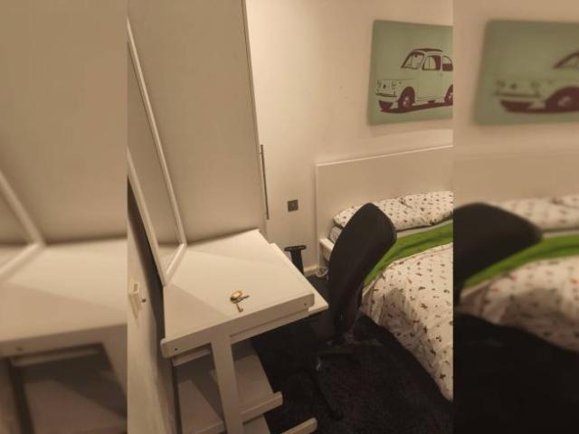 For Rent 4 Bedroom Shared Living/roommate London London DS97099991