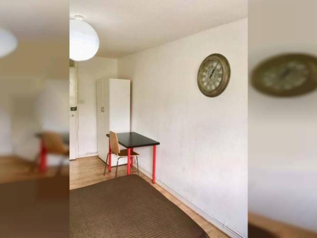 For Rent 4 Bedroom Shared Living/roommate London London DS101822604