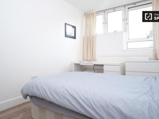 For Rent 4 Bedroom Shared Living/roommate London London DS101843433