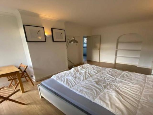 For Rent 4 Bedroom Shared Living/roommate London London DS102056190
