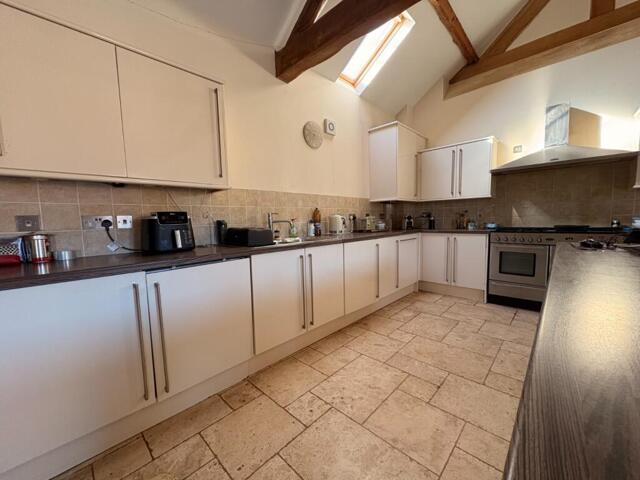 For Rent 4 Bedroom Shared Living/roommate Wye Kent DS100605997