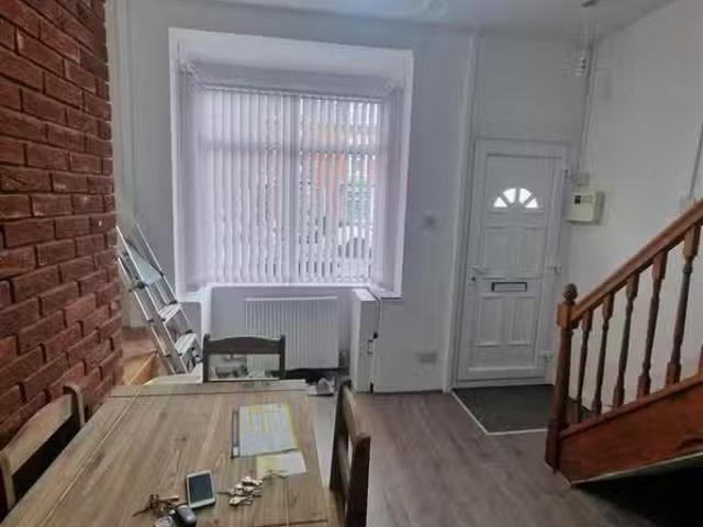 New 4 bedroom terraced house for rent in 297 Heeley Road, Sell.