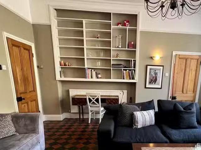 Charming 4 BR Manchester Road