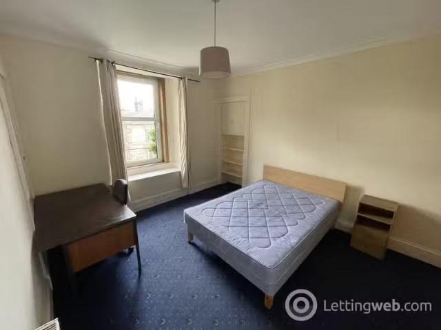 Cheap 4 BR Property to rent in 53 Taylors Lane, Dundee, DD2 1AP