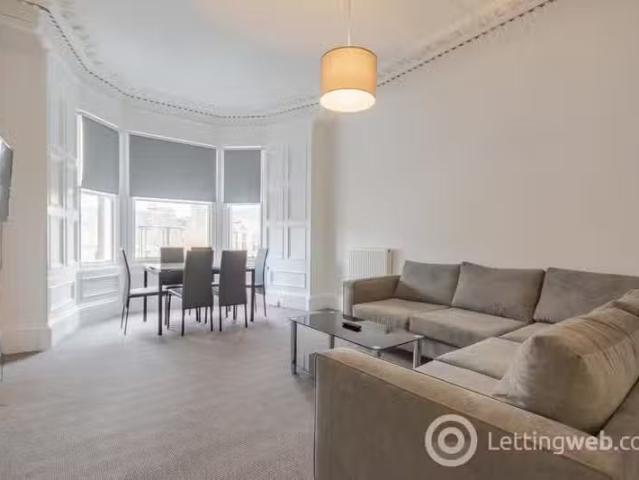 For Rent! 4 BR Property to rent in Marchmont Crescent, Edinbur.