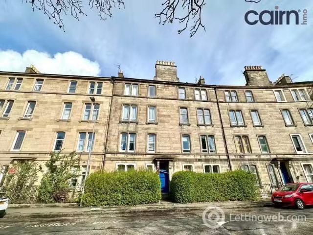 For Rent! 4 BR Property to rent in Murieston Crescent, Dalry.
