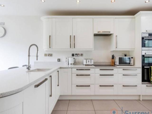 For Rent 5 Bedroom Apartment London London DS101846065