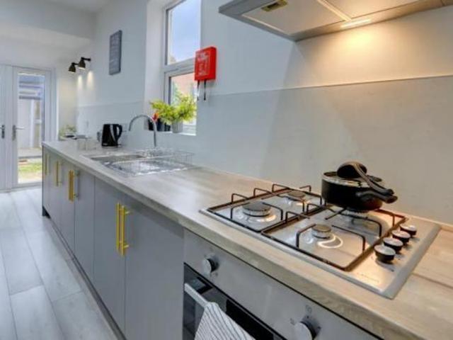 For Rent 5 Bedroom House Coventry Coventry DLS65827362