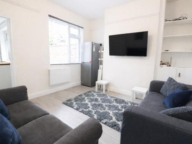 For Rent 5 Bedroom House Chester Cheshire DS99608592