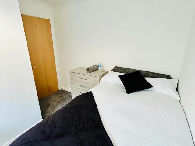 For Rent 5 Bedroom House Bristol Bristol DLS84385820