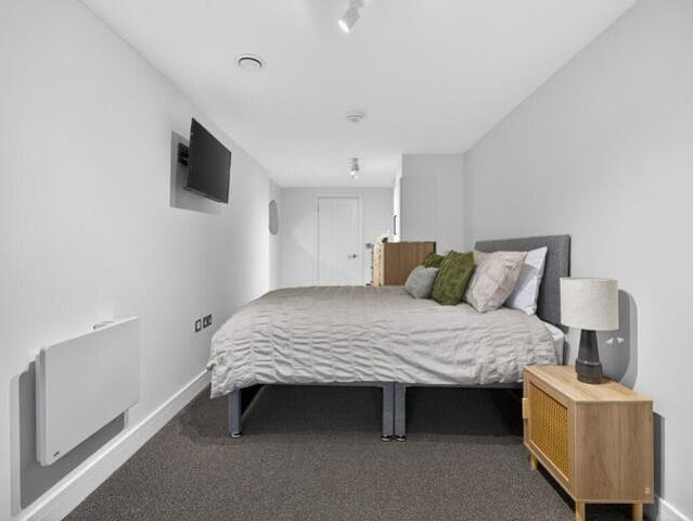 For Rent 5 Bedroom House Derby Derbyshire DLS100710721