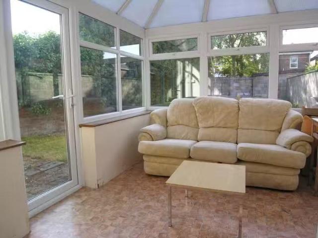 Cozy 5 bedroom house for rent in 5 bedroom Detached House in W.