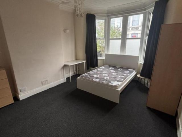 For Rent 5 Bedroom House Fishponds South West DLS98286279