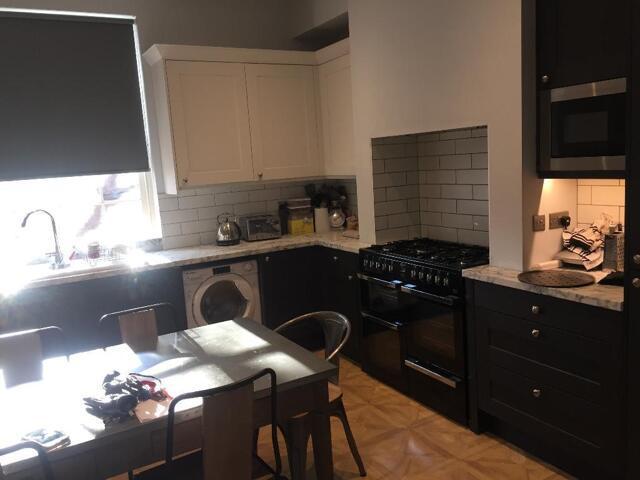 For Rent 5 Bedroom House Leeds West Yorkshire DLS100690645