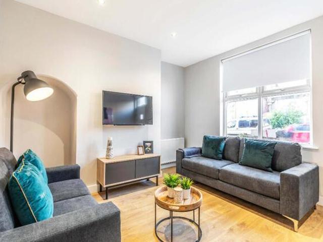 For Rent 5 Bedroom House Leeds West Yorkshire DS101458839