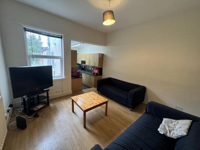 For Rent 5 Bedroom House Selly Oak West Midlands DLS98286500