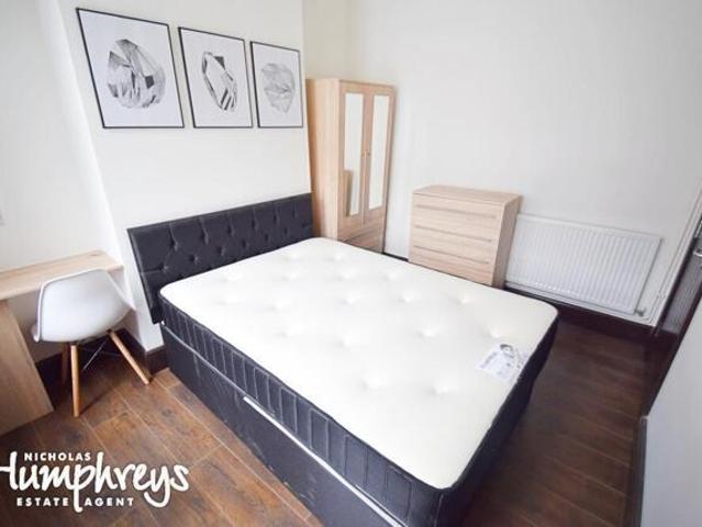 For Rent 5 Bedroom House Stoke On Trent Staffordshire DLS99329995