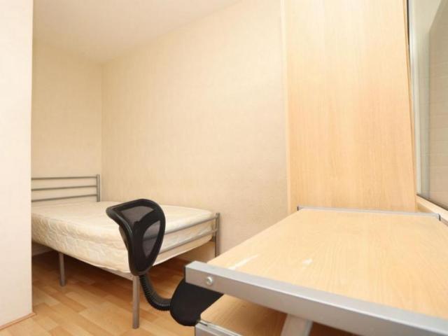 For Rent 5 Bedroom Shared Living/roommate London London DLS90559483