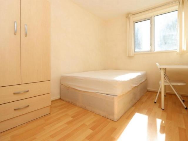 For Rent 5 Bedroom Shared Living/roommate London London DLS90559632