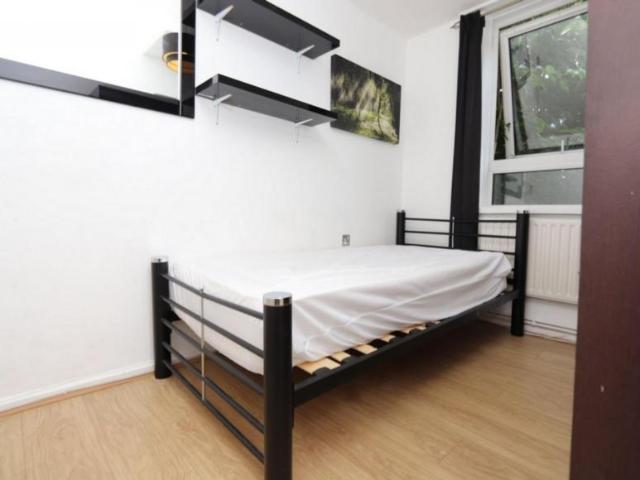 For Rent 5 Bedroom Shared Living/roommate London London DLS90559688