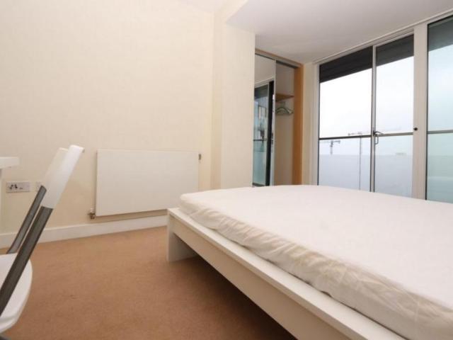 For Rent 5 Bedroom Shared Living/roommate London London DLS90559801