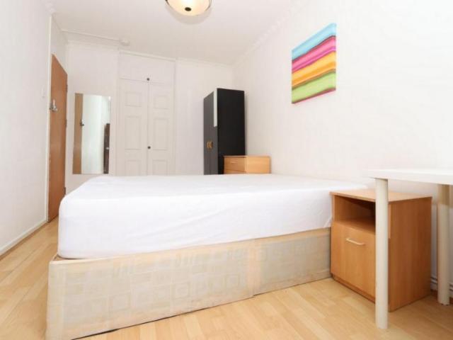 For Rent 5 Bedroom Shared Living/roommate London London DLS90559832