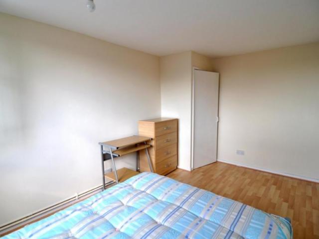 For Rent 5 Bedroom Shared Living/roommate London London DLS90559988