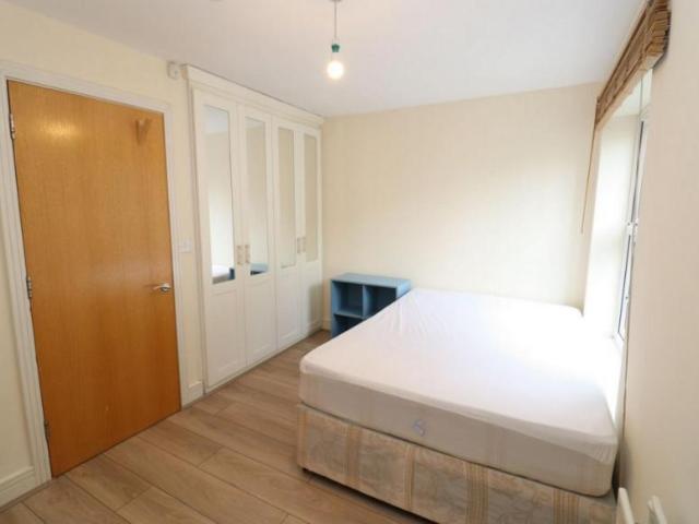 For Rent 5 Bedroom Shared Living/roommate London London DLS90559293