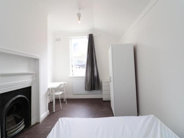 For Rent 5 Bedroom Shared Living/roommate London London DLS90560605