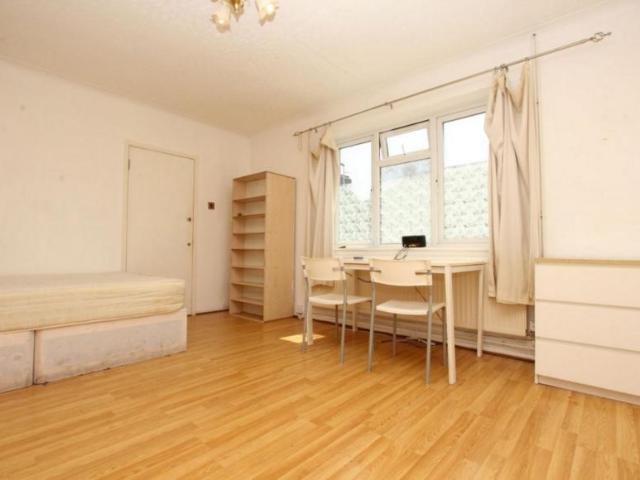 For Rent 5 Bedroom Shared Living/roommate London London DLS90560157