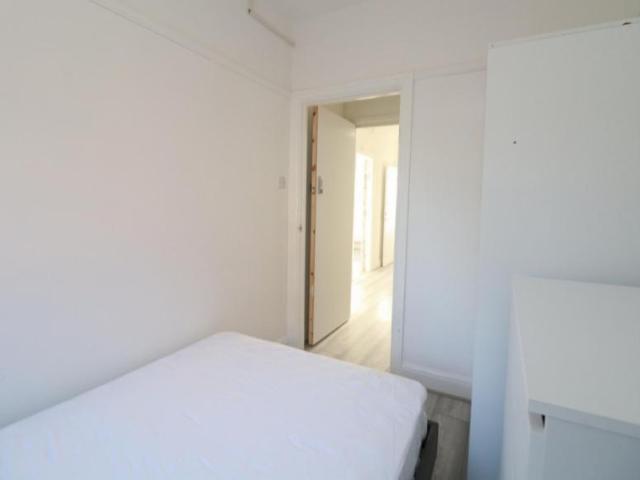 For Rent 5 Bedroom Shared Living/roommate London London DLS90561805