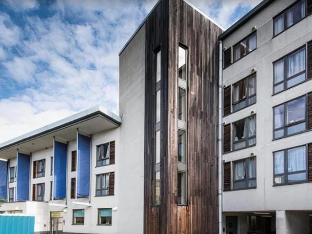 For Rent 5 Bedroom Shared Living/roommate London London DLS90561375