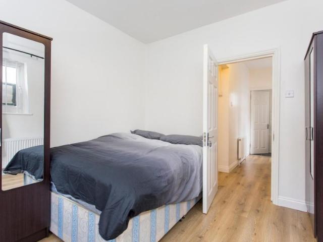 For Rent 5 Bedroom Shared Living/roommate London London DLS90562948