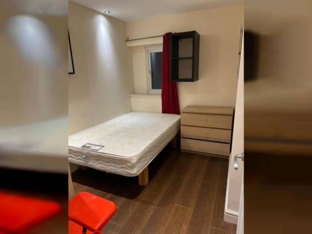 For Rent 5 Bedroom Shared Living/roommate London London DLS99519634