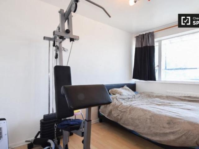 For Rent 5 Bedroom Shared Living/roommate London London DLS99724868