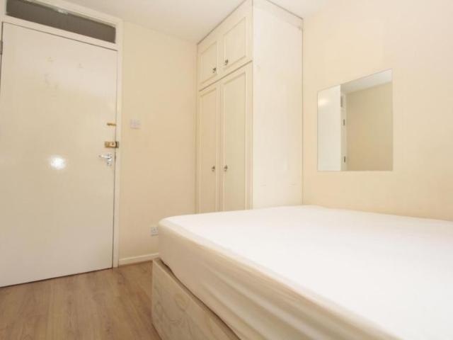 For Rent 5 Bedroom Shared Living/roommate London London DS90559396