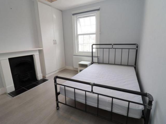 For Rent 5 Bedroom Shared Living/roommate London London DS90559470
