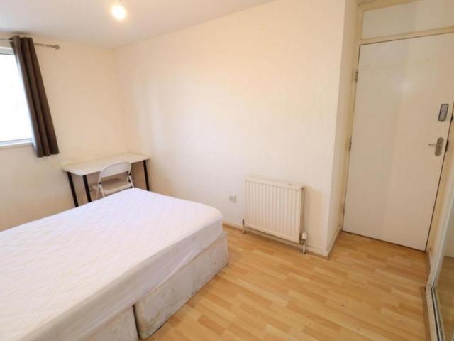 For Rent 5 Bedroom Shared Living/roommate London London DS90559509
