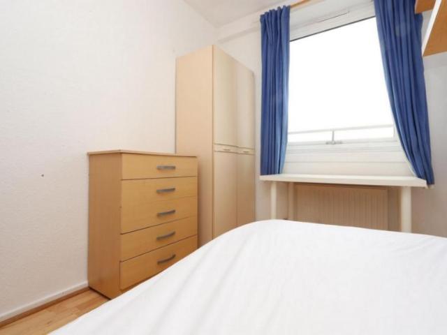 For Rent 5 Bedroom Shared Living/roommate London London DS90559678